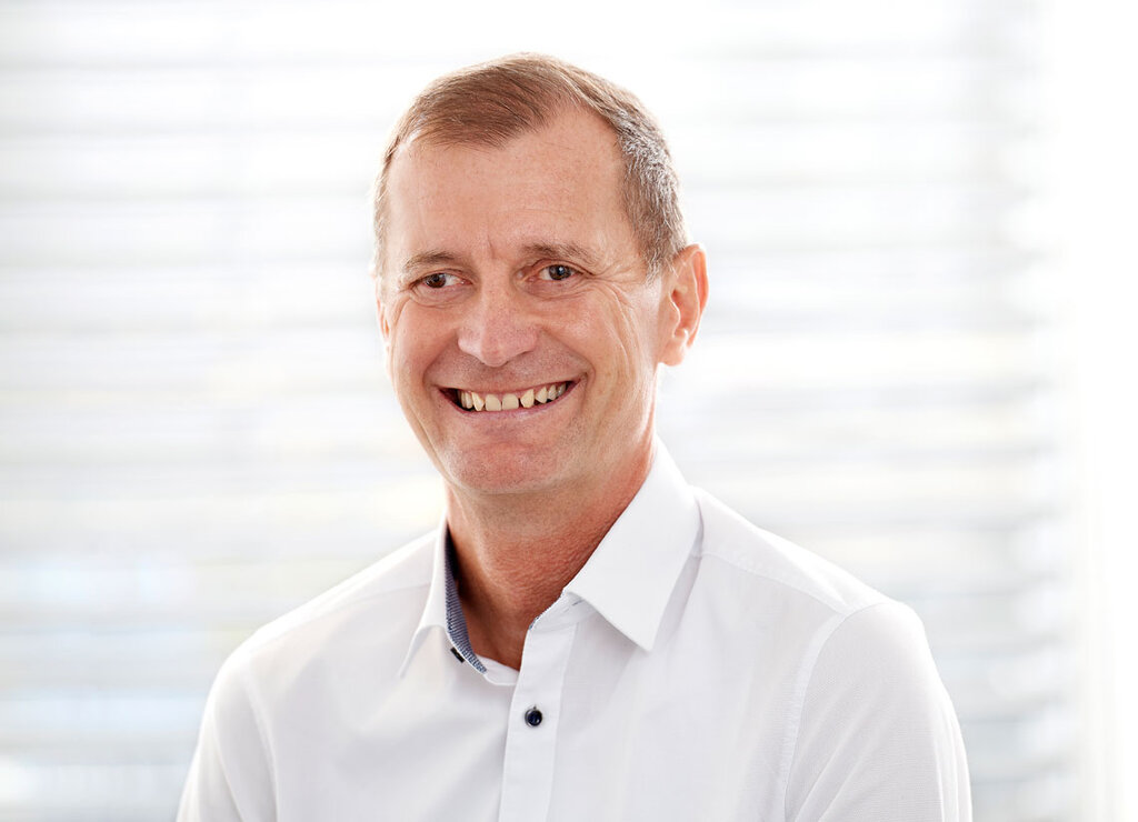 High-precision bellows valves for cryogenic applications | WEKA